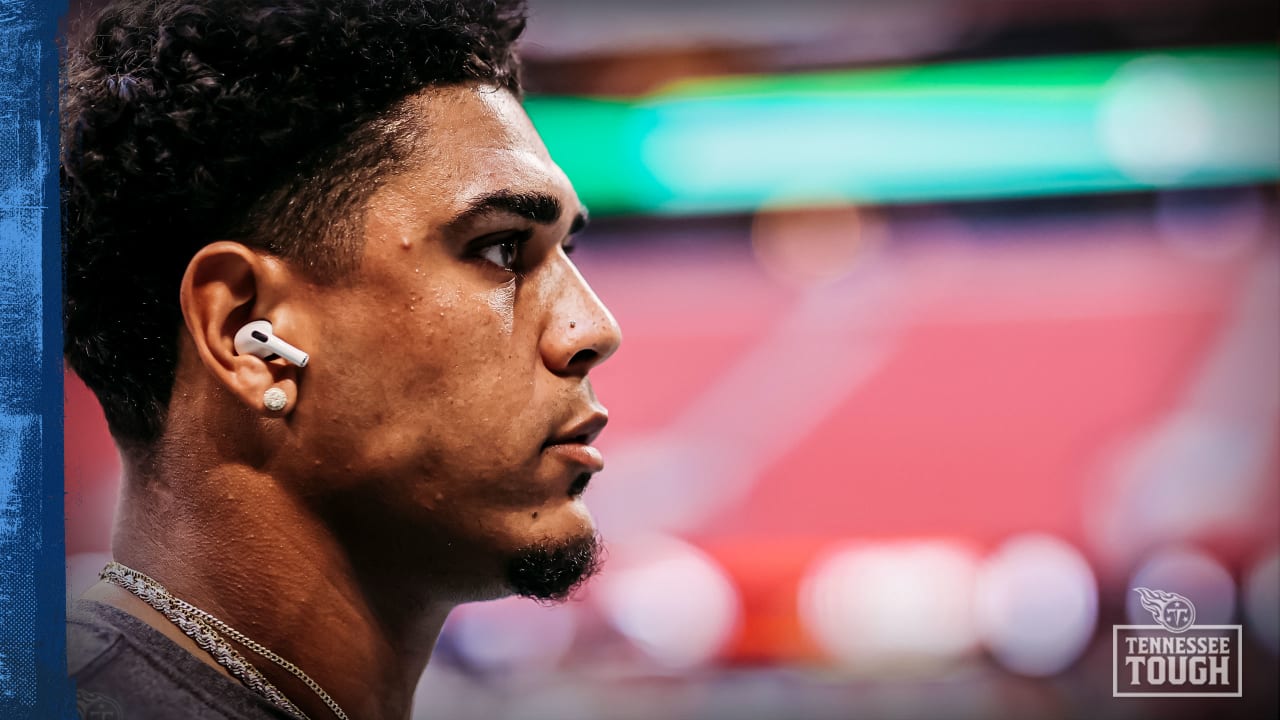 Titans Rookie OLB Rashad Weaver Focused on Improving, While His ...