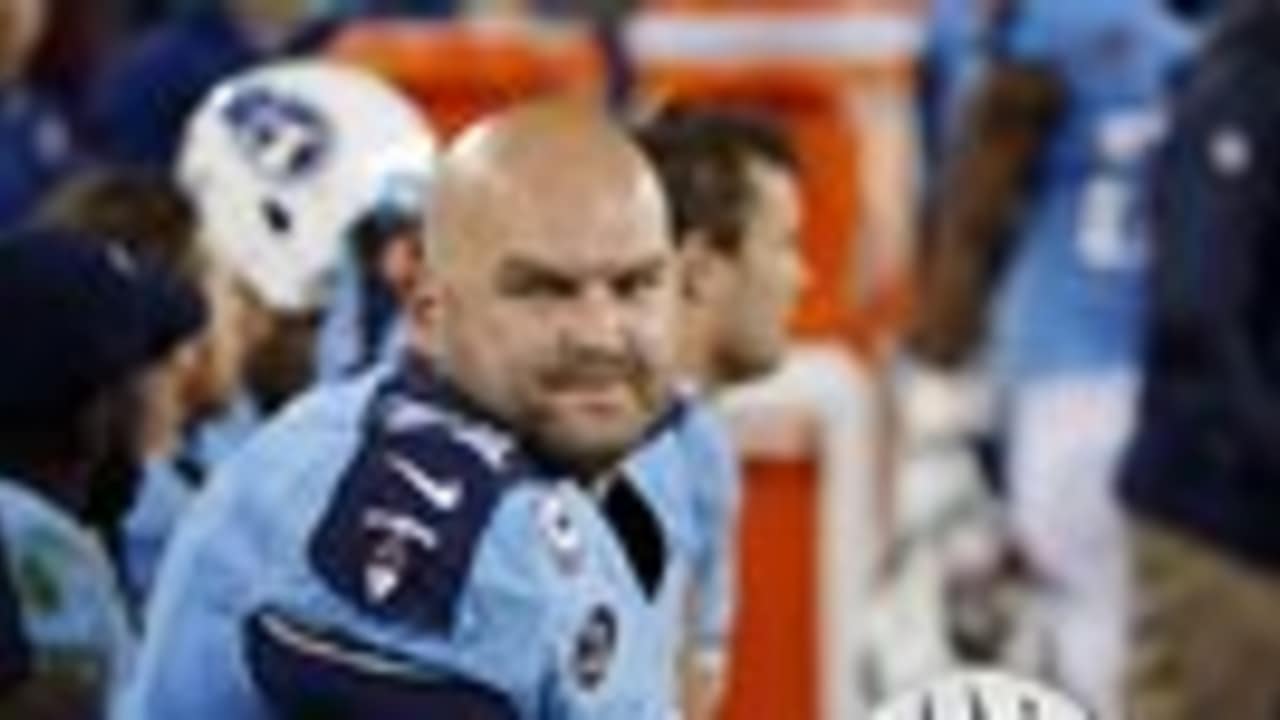 Michael Roos Busy Teaching, Holding Off Titans' Top Pick