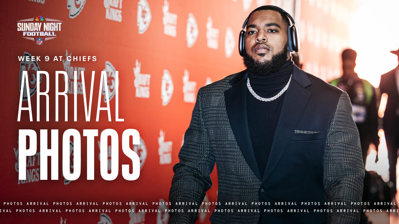 Player Arrival Photos | 2022 Week 9 at Chiefs