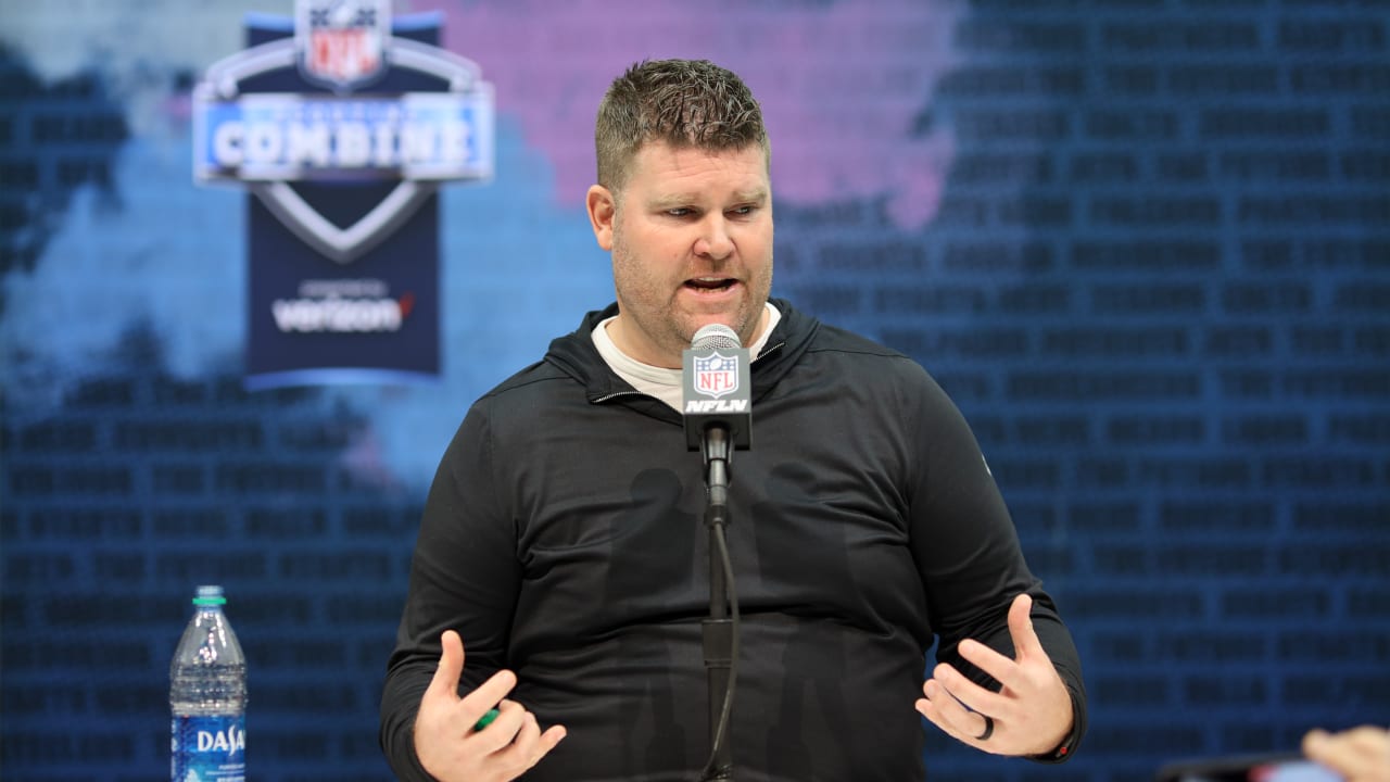 Hot Topics With Titans GM Jon Robinson at the NFL Combine