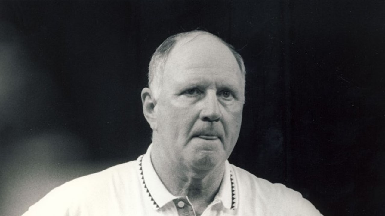 Former Oilers Head Coach Jack Pardee