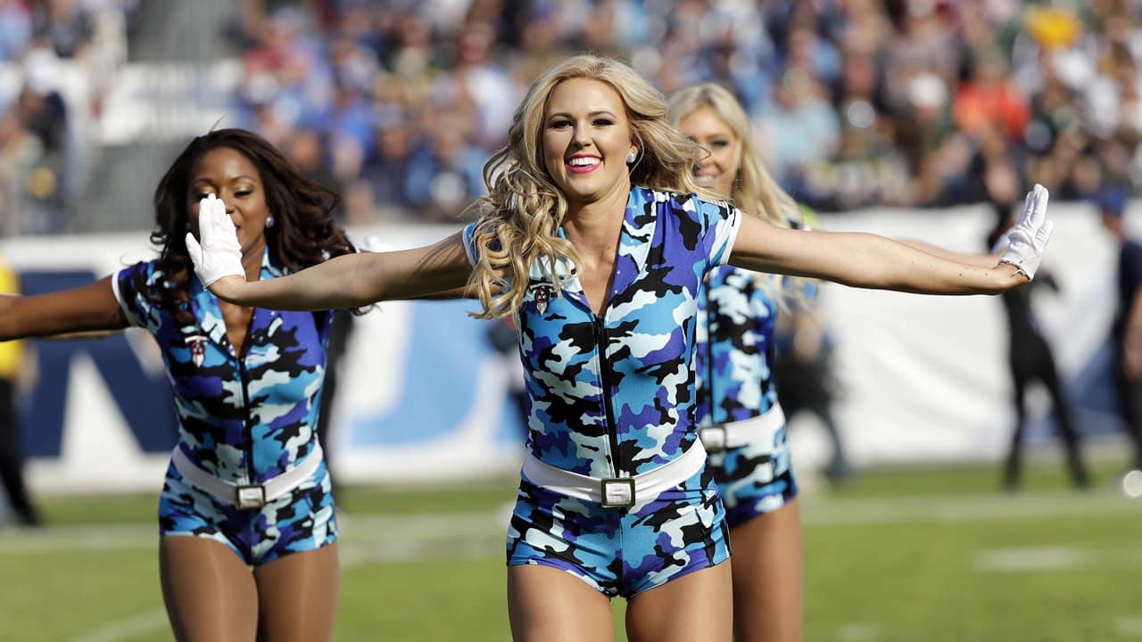 Titans Cheerleaders: Week 10, 2016 vs. Packers
