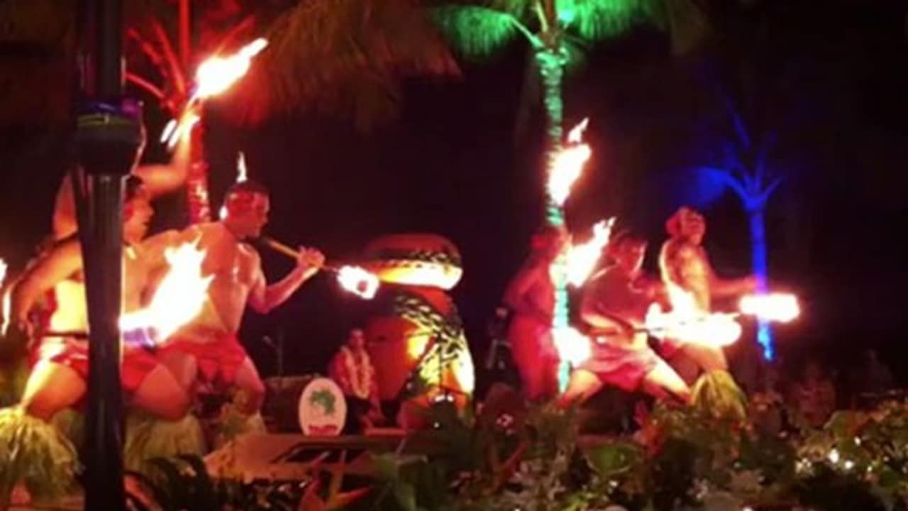 Postcards from Hawaii: Tiffany at Pro Bowl Luau