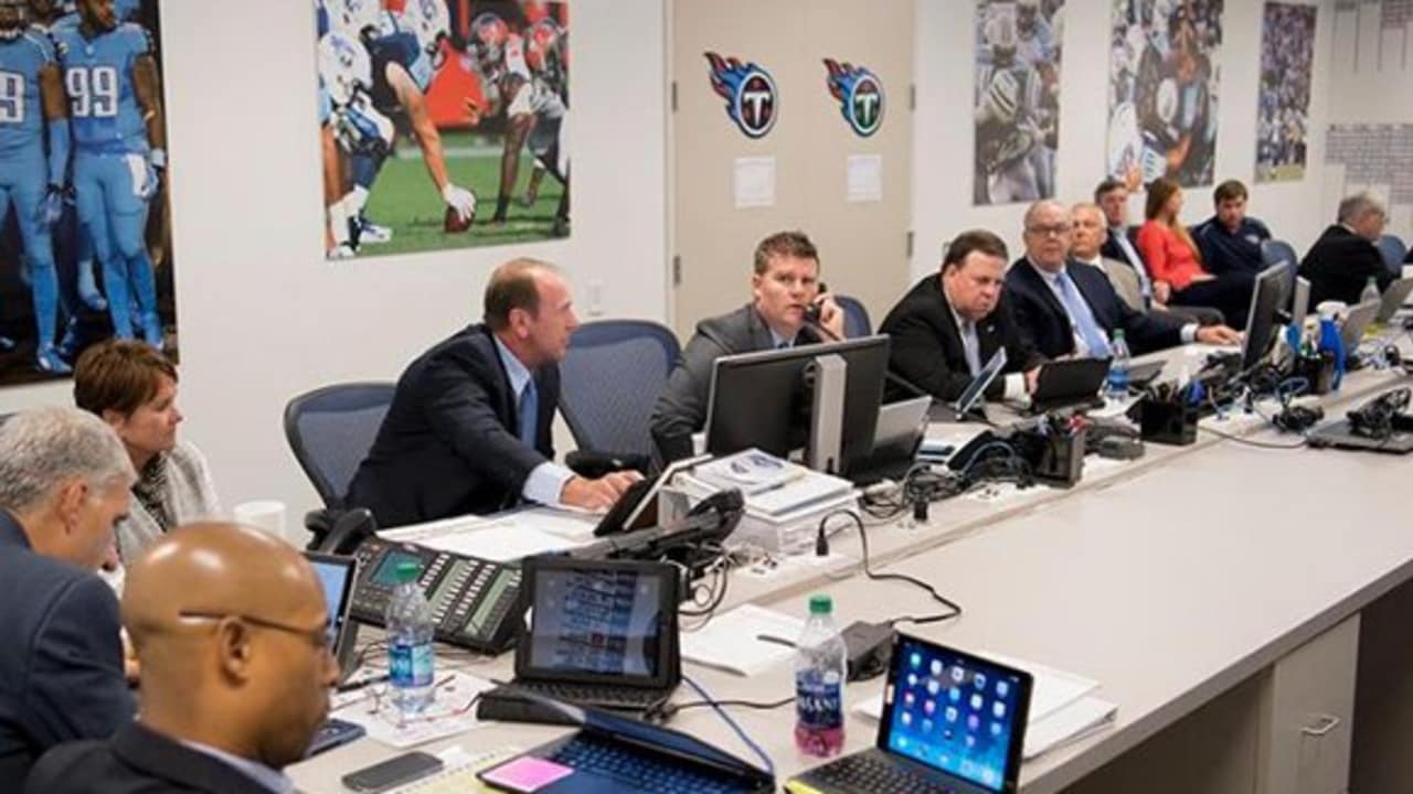 Behind the Scenes: Titans Draft OT Jack Conklin