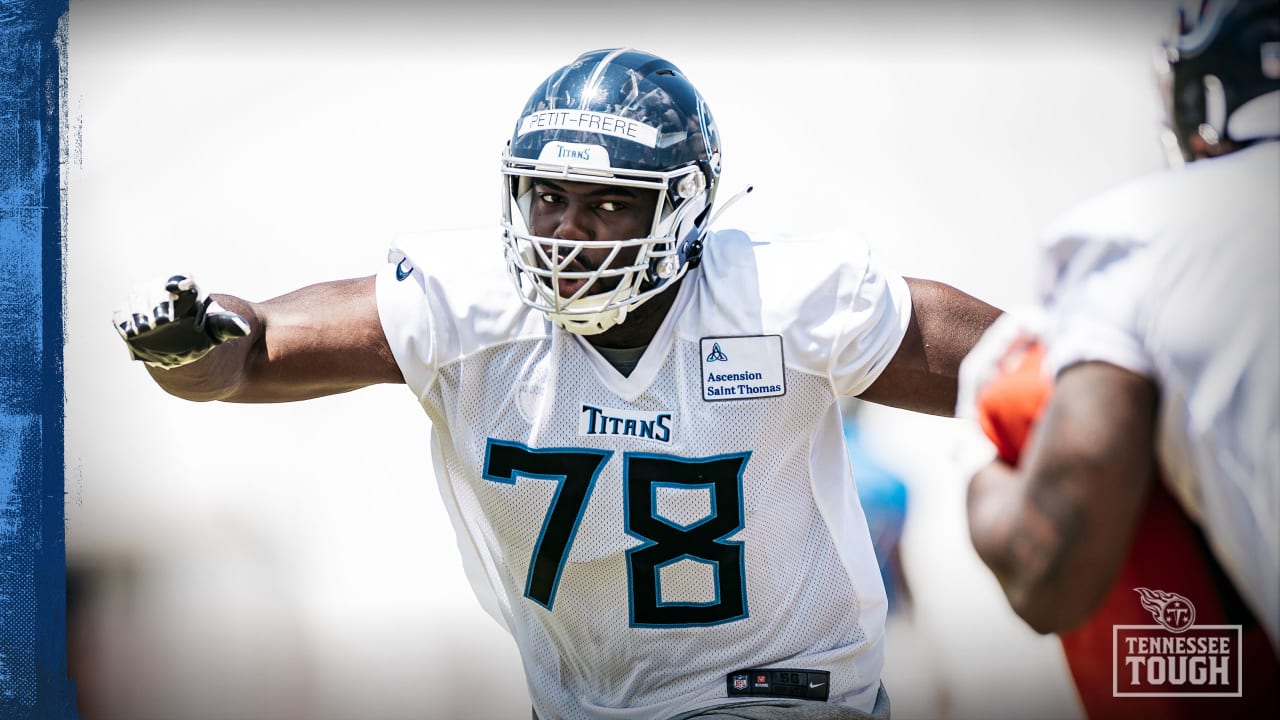 Titans Agree to Terms with OL Nicholas Petit-Frere