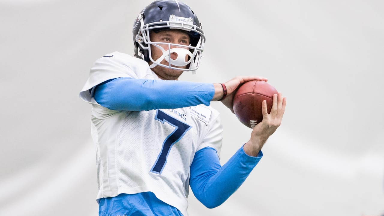Lucky No.7? New Titans Kicker Greg Joseph Ready for Opportunity in ...