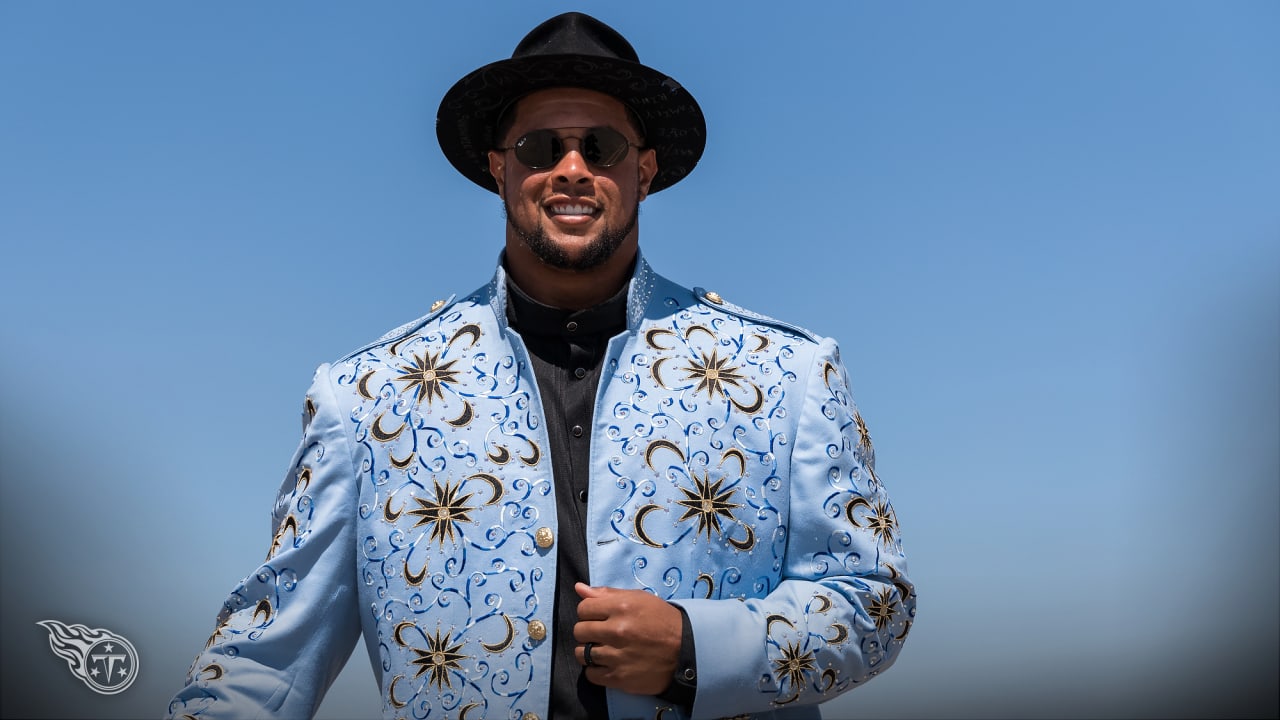 Rodger Saffold Teams Up with Legendary Fashion Designer