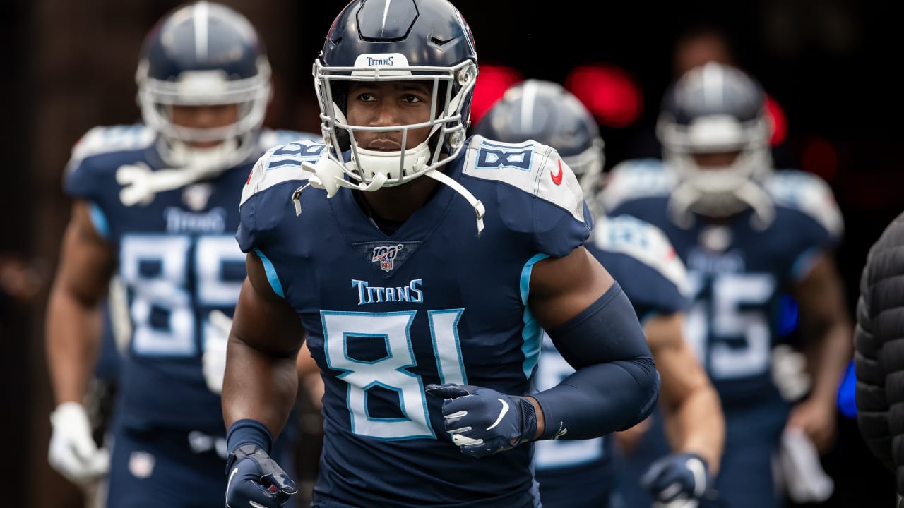 Wednesday's Quick Hits: Jonnu Smith Wants to Keep the TEs Rolling, a ...