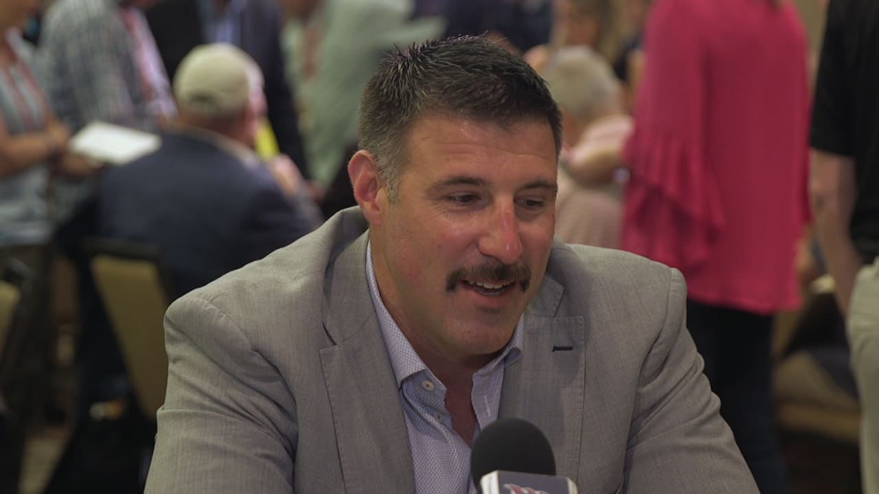 2019 Annual Meeting: Mike Vrabel Meets with Media