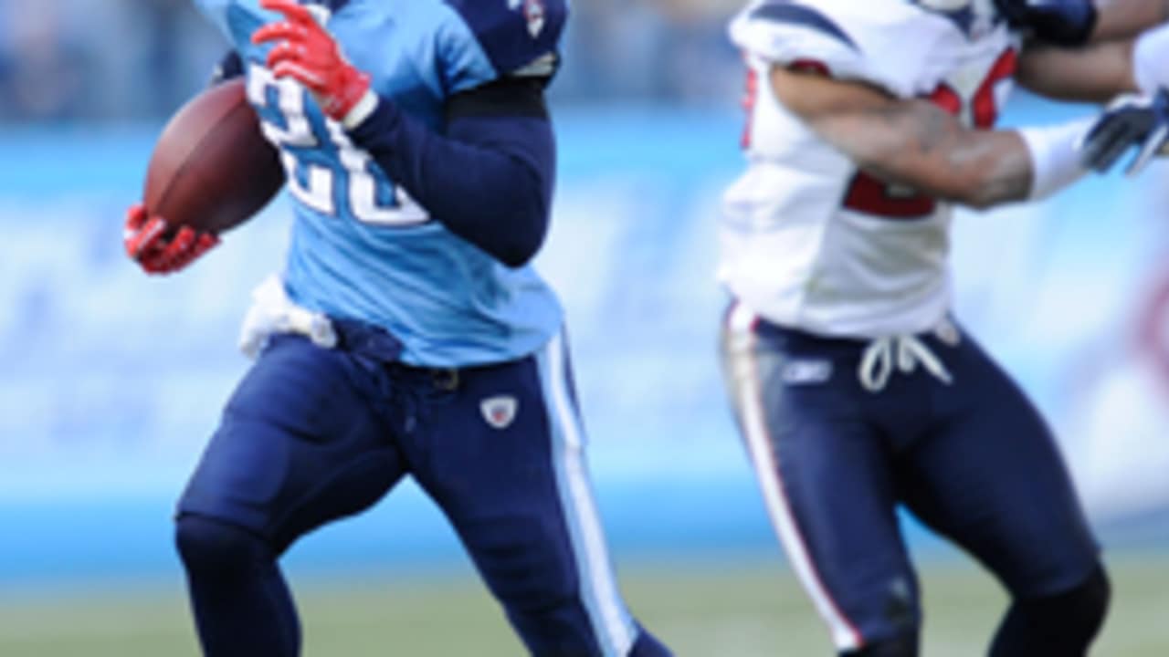 Titans to Face Texans in Key Division Game