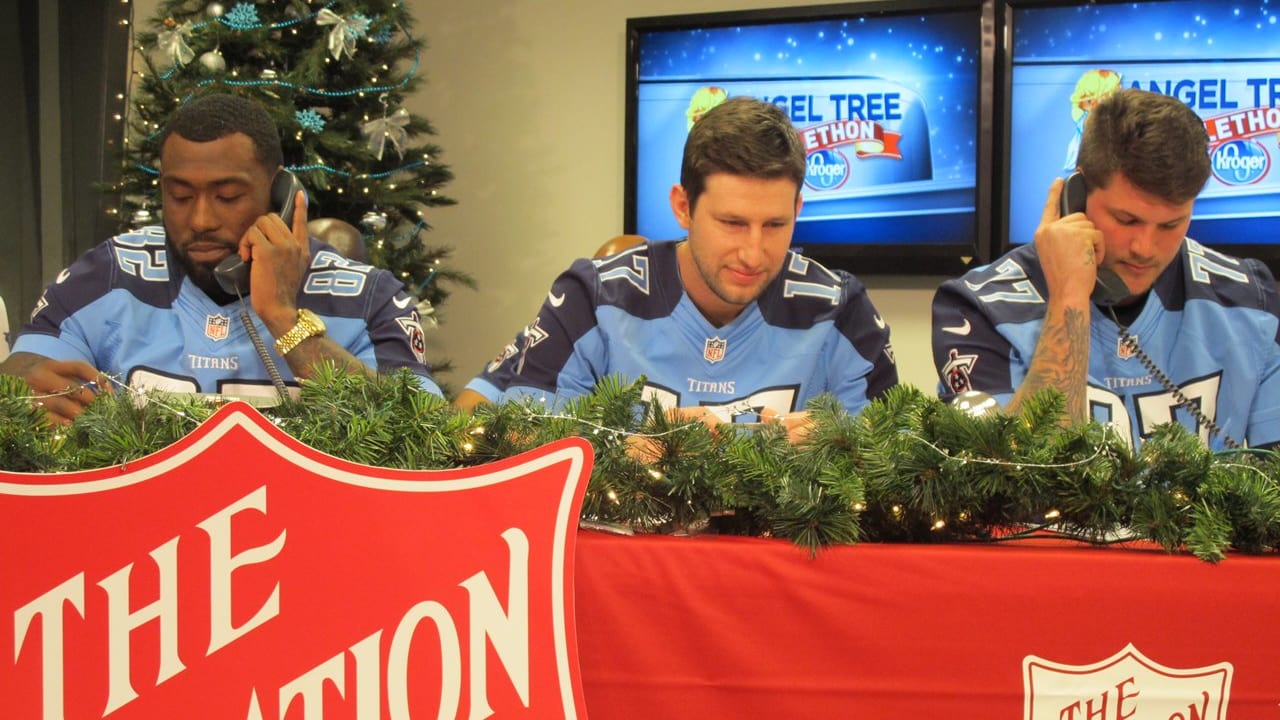 Titans Help Raise Money During Salvation Army Telethon