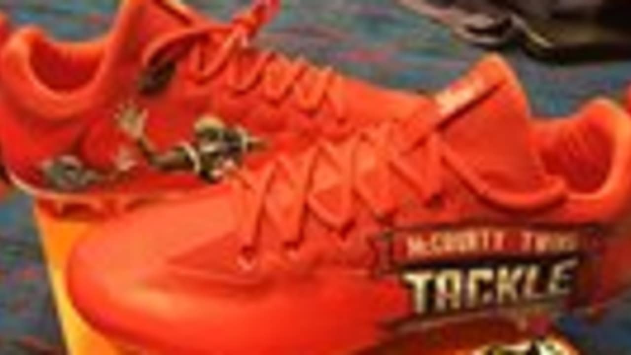 A Look at Titans Expressing Themselves with Cleats