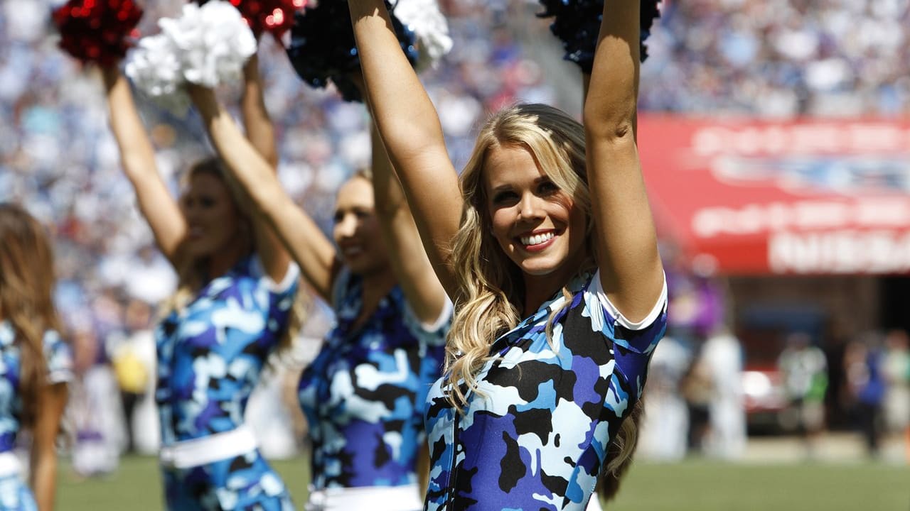 Titans Cheerleaders: Week 1, 2016 vs. Vikings