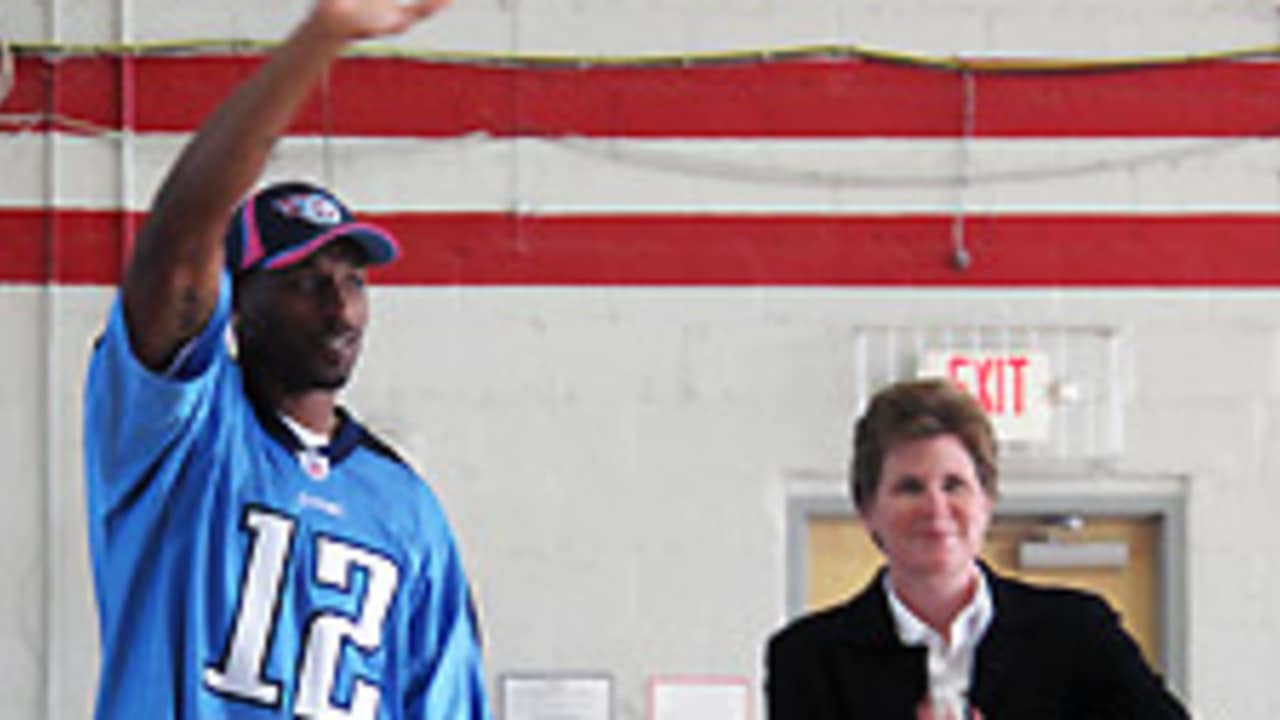 Gage Participates in Child Health Week with Surprise Visit