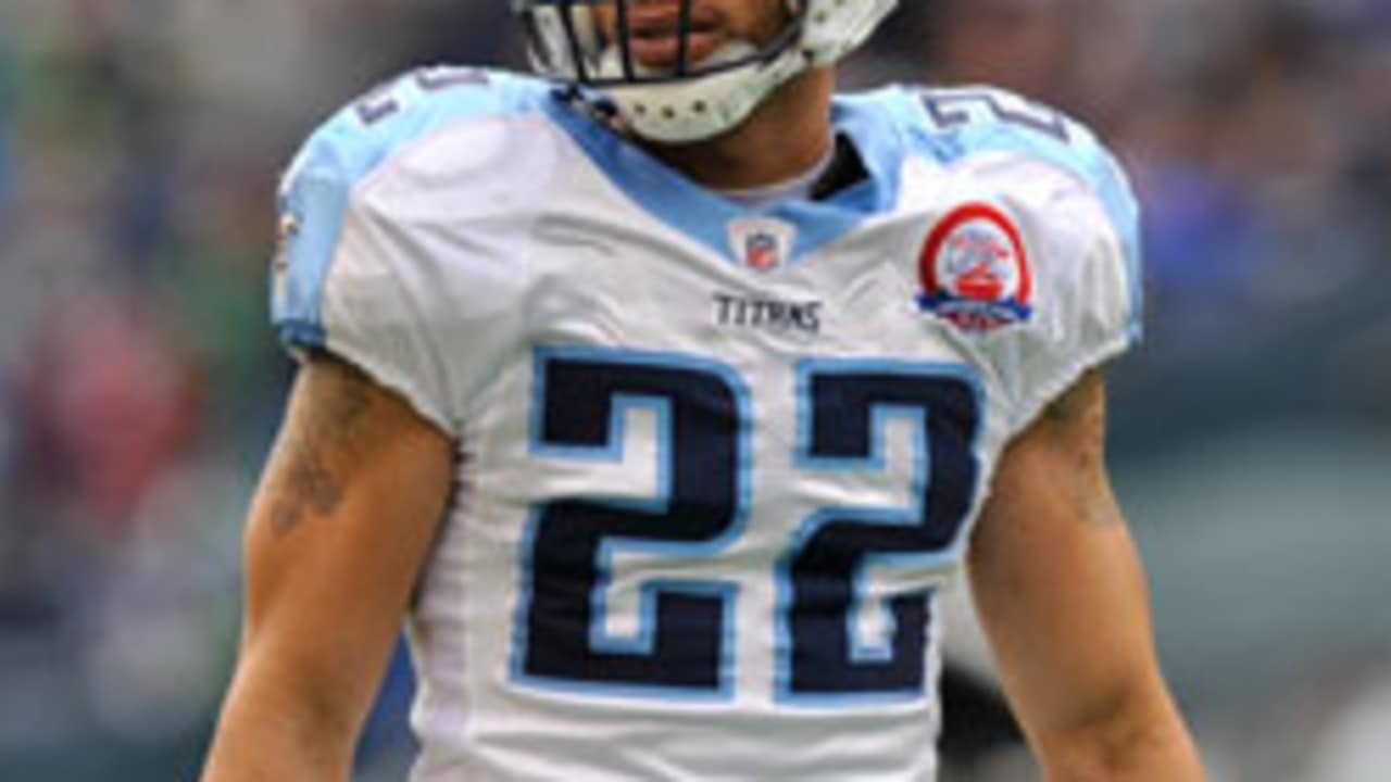 Fuller Among Titans, NFL Players Enrolled in Programs at Harvard and ...
