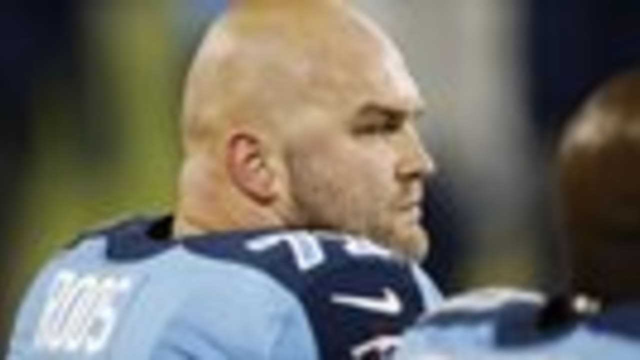 Veteran Michael Roos Retiring After 10-Year NFL Career