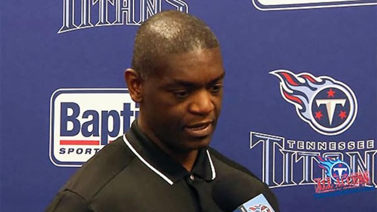 Meet Titans LB Coach Frank Bush