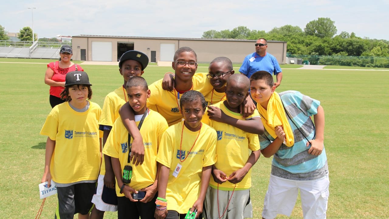 Jerry Gray Hosts Boys from "Tomorrow's Leaders"