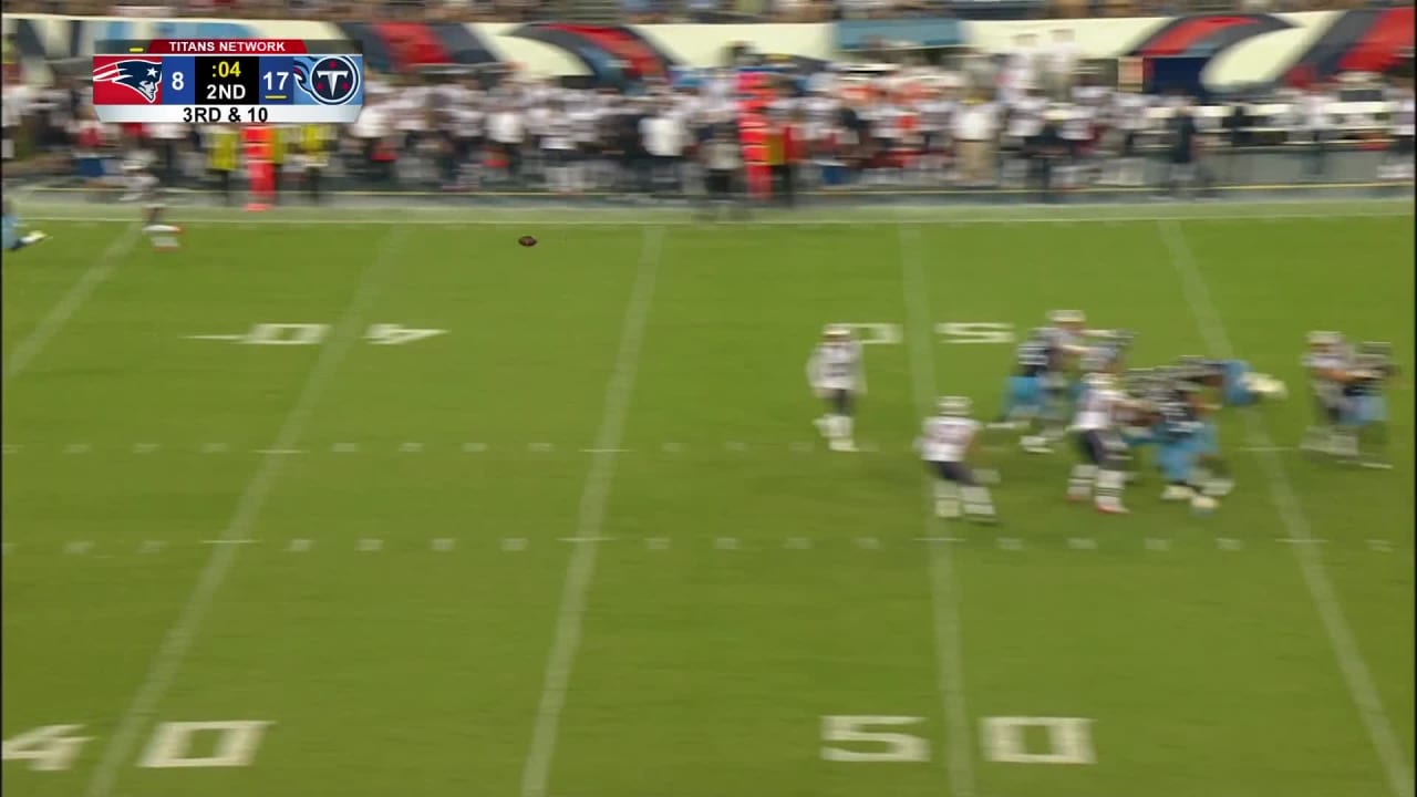 Logan Woodside Completes Fadeaway Pass to Cole Wick for 25 Yards