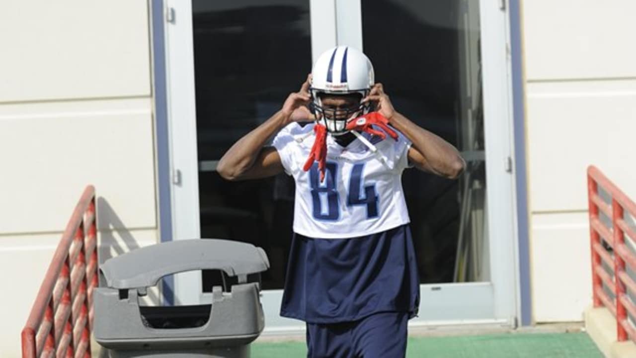 Moss at Titans Practice