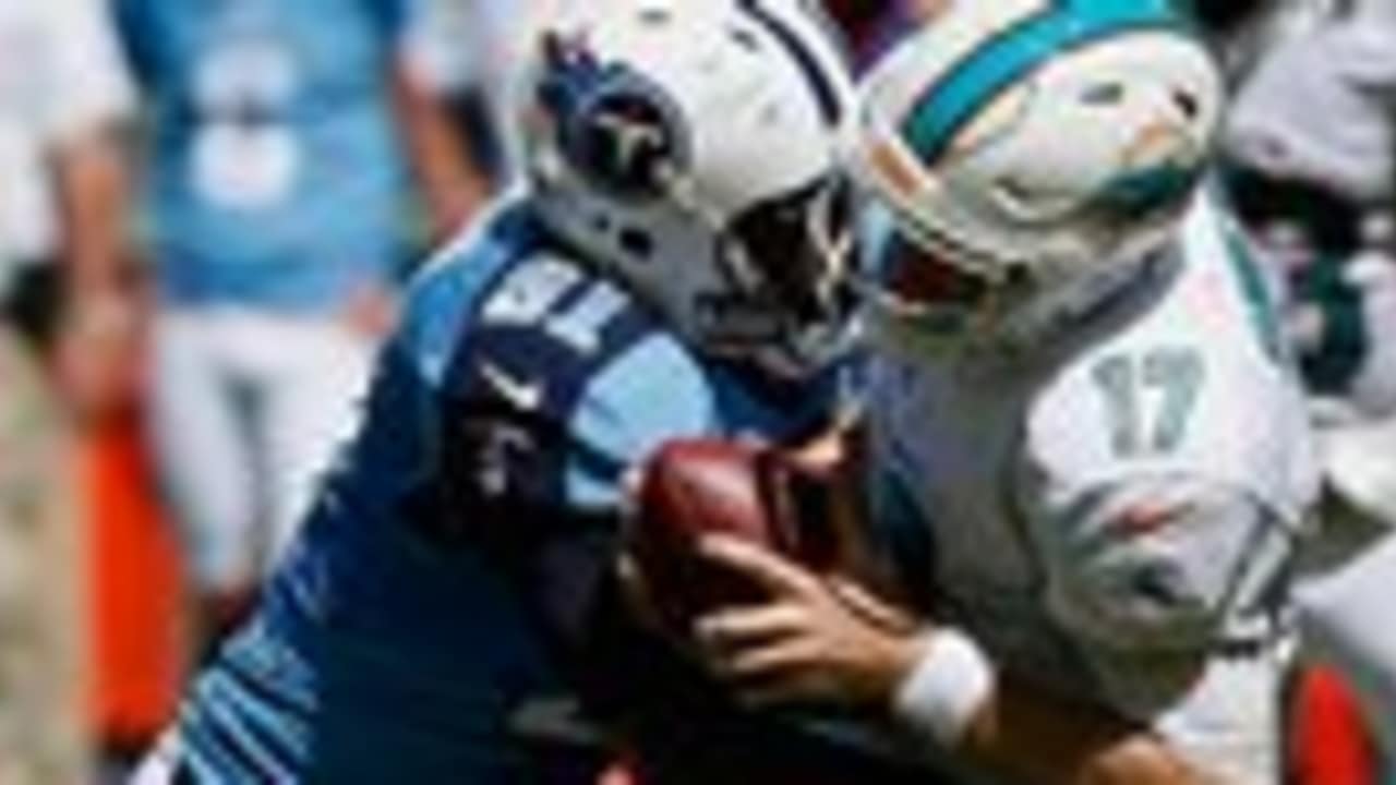 Defense Records Six Sacks, Two INTs in Win Over Dolphins