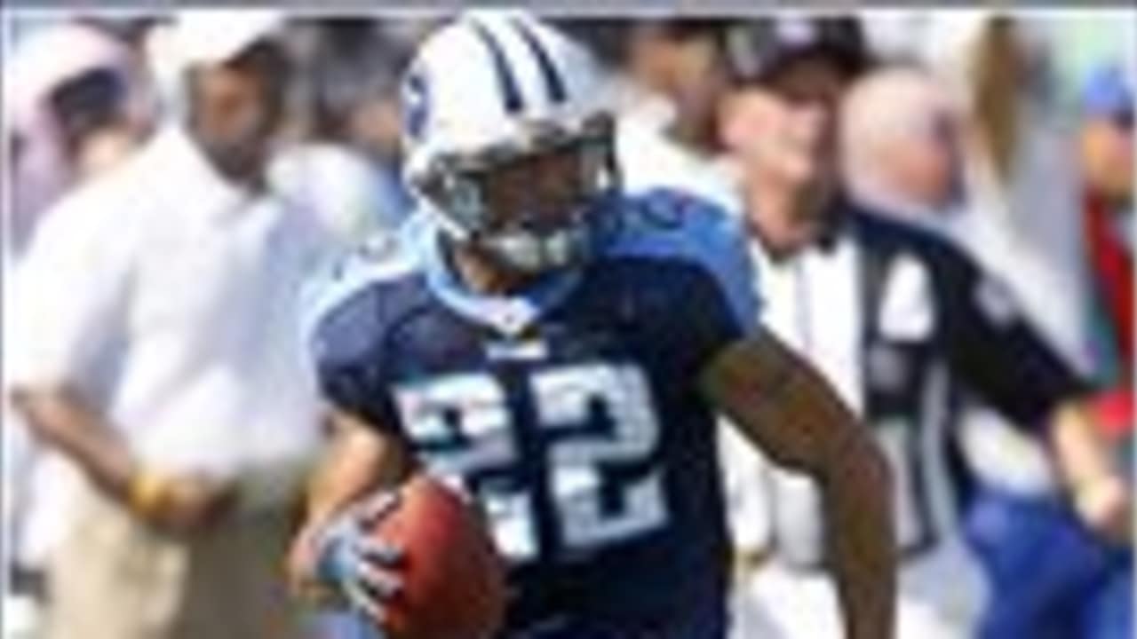 Titans agree to terms with Fuller
