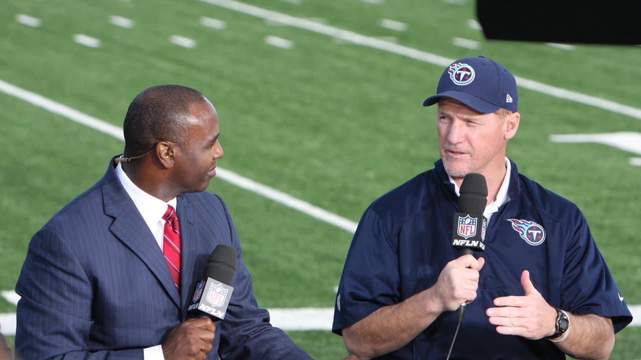 Whisenhunt Evaluating Everything Players Do