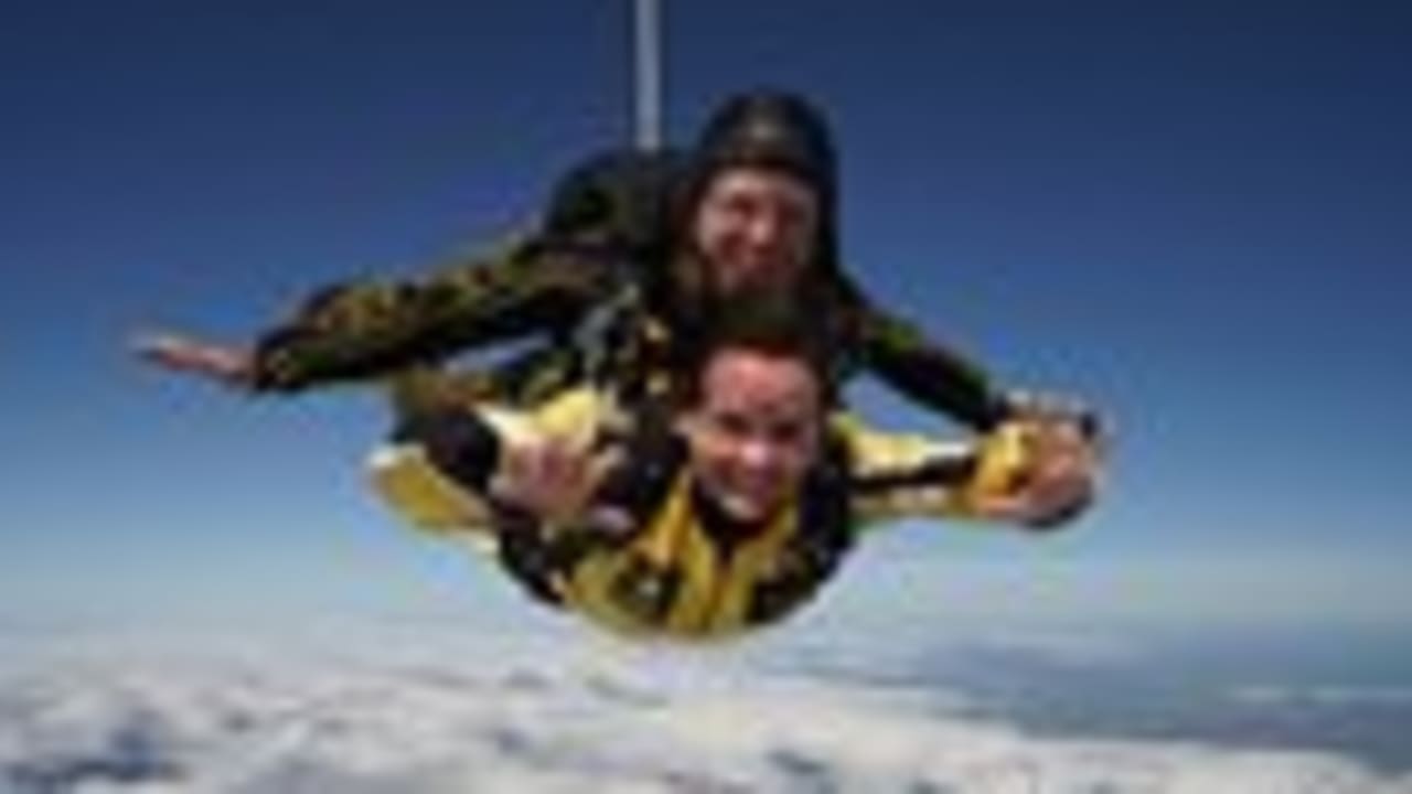 Titans Owner Skydives with Army Golden Knights Titans Owner Skydives with Army Golden Knights