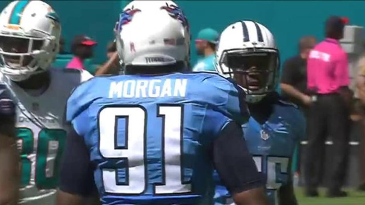 Derrick Morgan Sacks Tannehill for 7-yard Loss