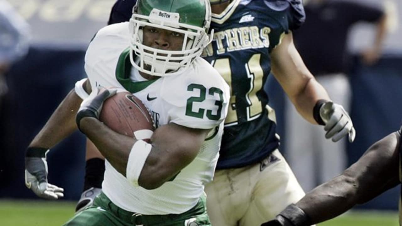 Titans Select RB Javon Ringer