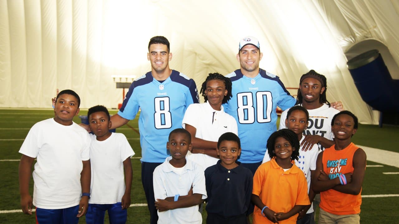 Titans, United Way Host Hometown Huddle Event