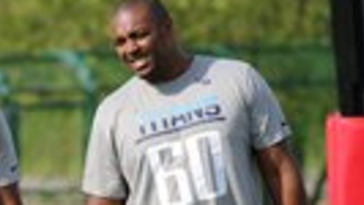 Vanderbilt DL Adam Butler Learns from Titans Visit