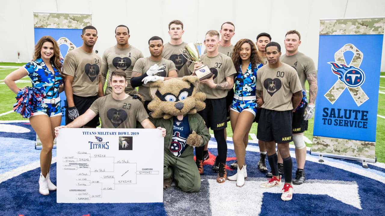 Salute to Service: Titans Give Soldiers from 101st Airborne Division a ...