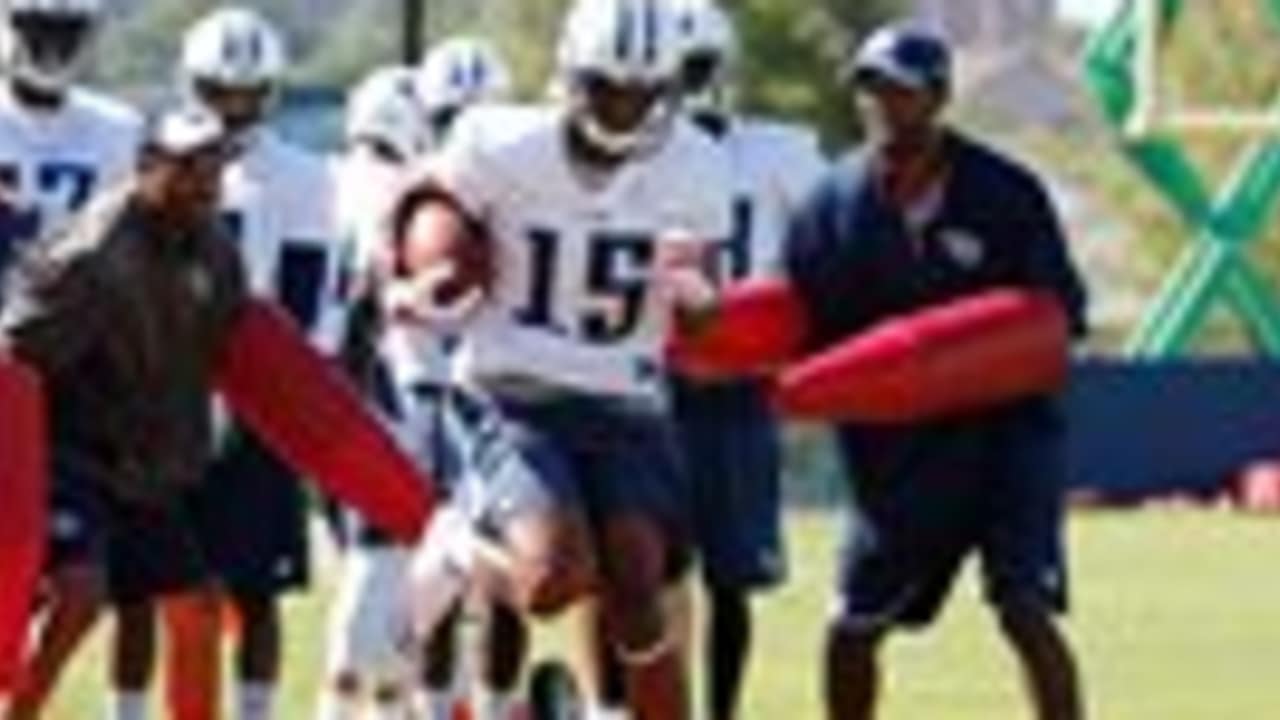 Receivers Coach Shawn Jefferson Breaks Down his WRs