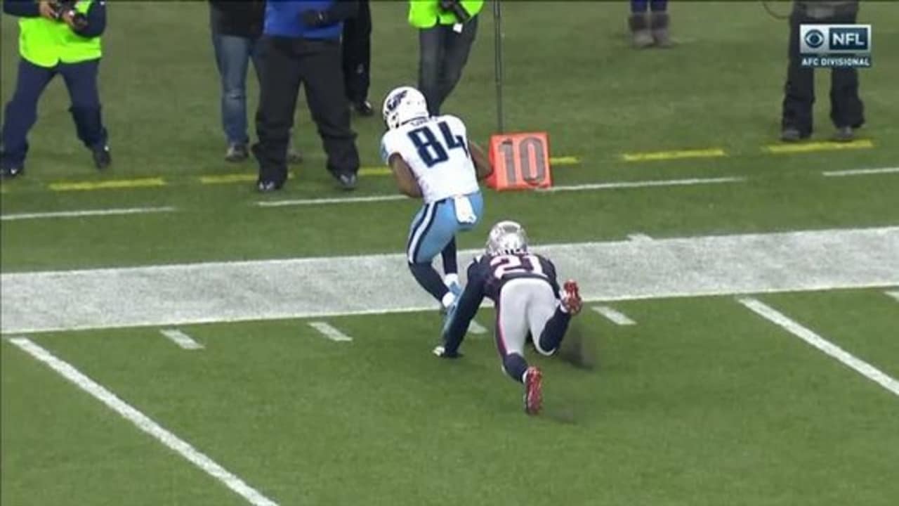 Corey Davis Makes Toe-Drag Catch for 17 Yards