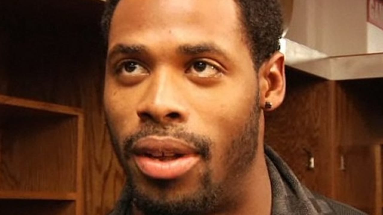 WR Kenny Britt