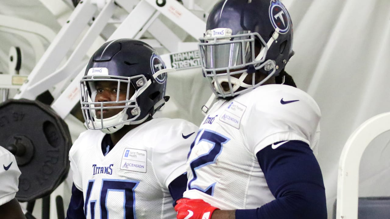 Man's Best Friend? Titans FB Jalston Fowler Got a Rude Welcome from ...