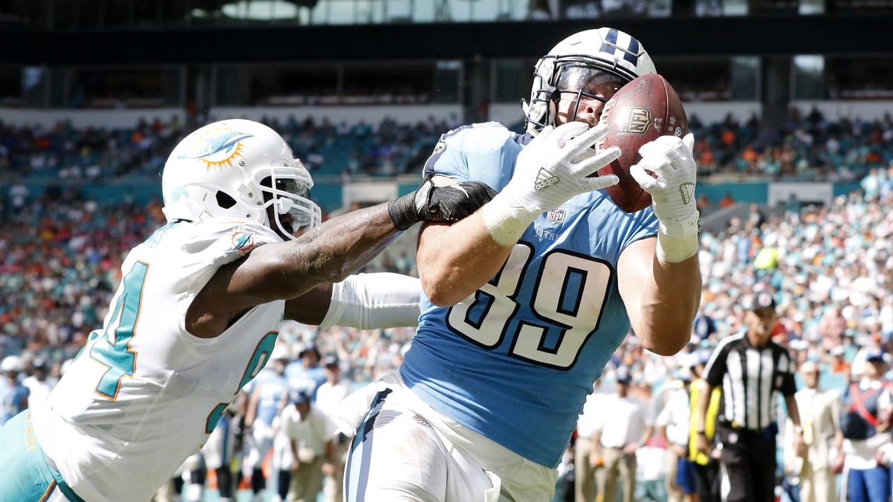 Best of Titans Photos Week 5 at Miami