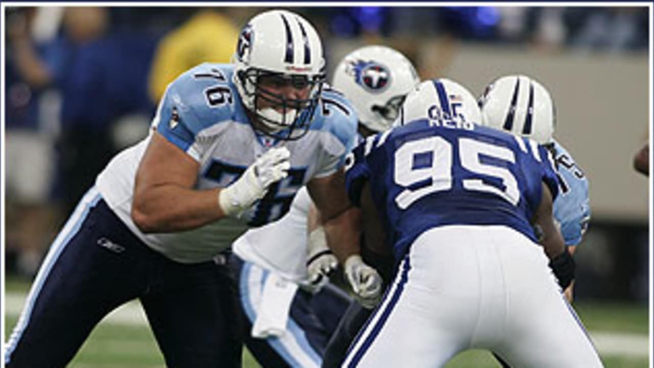 Titans sign OT Stewart to contract extension