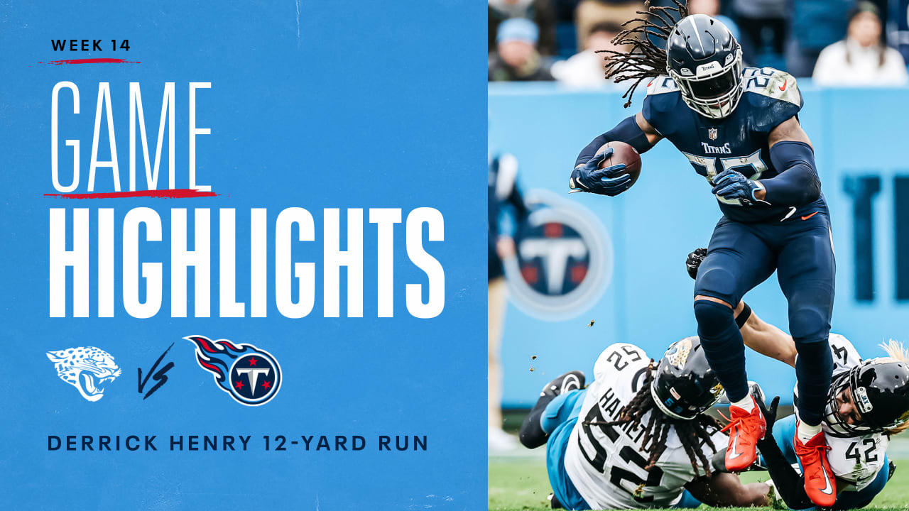 Derrick Henry Carries a Pack of Jaguars on 12-Yard Run | Game Highlights