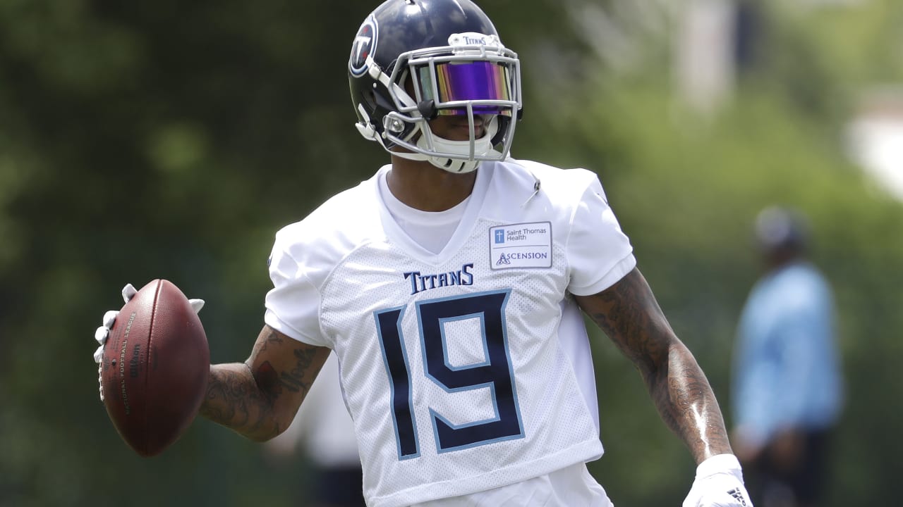 WR Tajae Sharpe Ready to Contribute Again for Titans