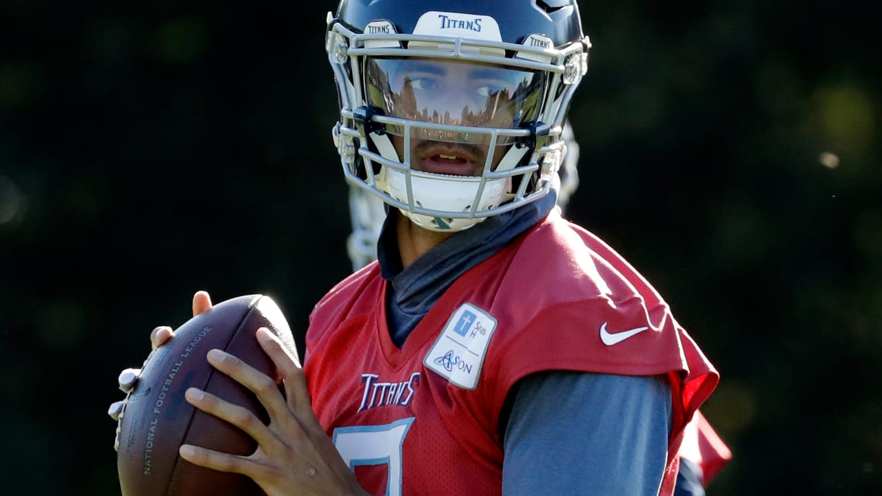 Six Things to Watch in Titans vs. Chargers on Sunday