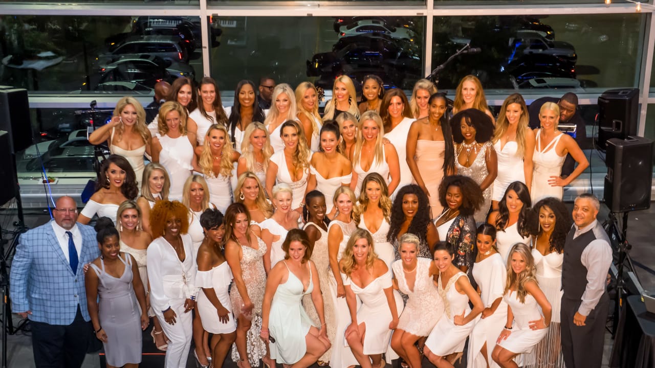 NFL Cheerleaders Alumni Reunion