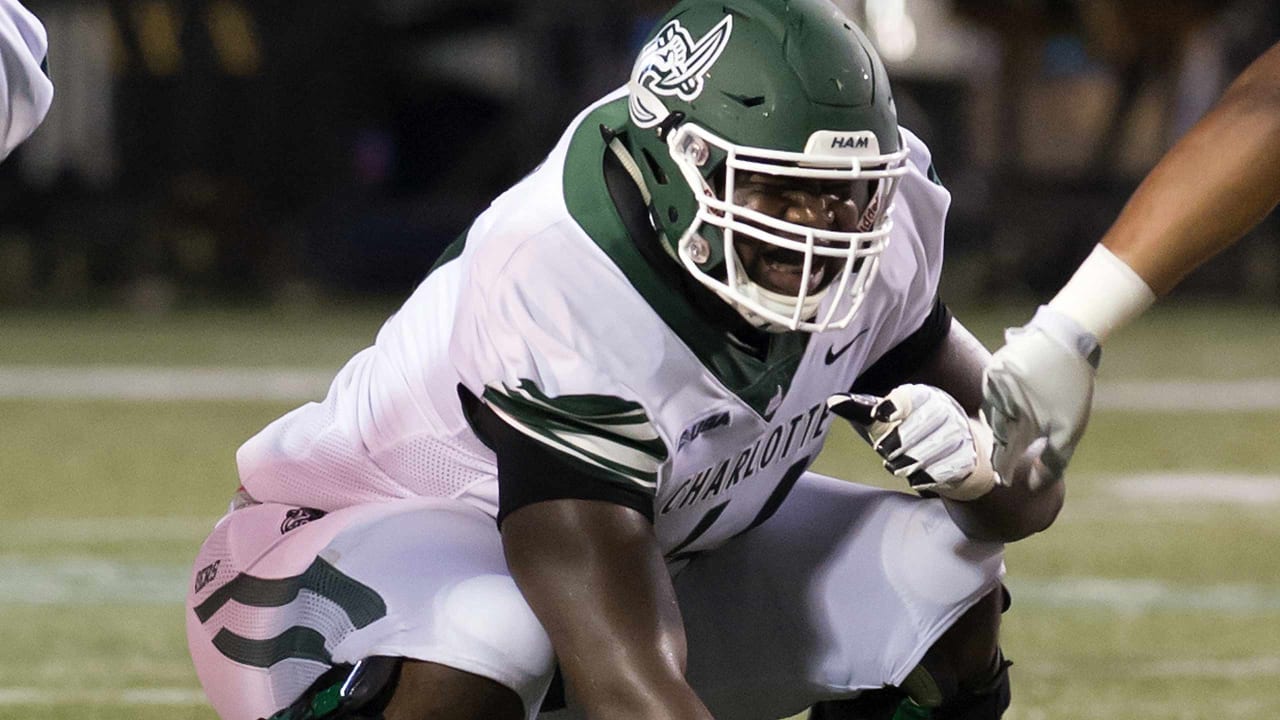 Titans Select Charlotte Offensive Lineman Nate Davis in Third Round of ...