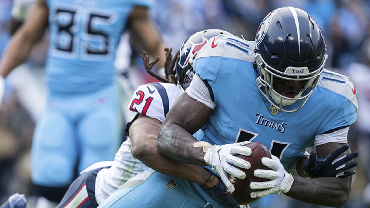 A.J. Brown Ditches Defender to Score TD | Nissan Pylon Cam