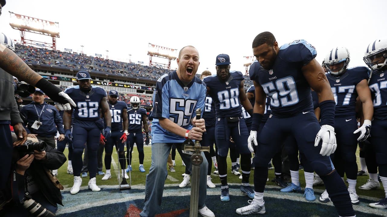Former Titans LB Tim Shaw's Special Day at Nissan Stadium