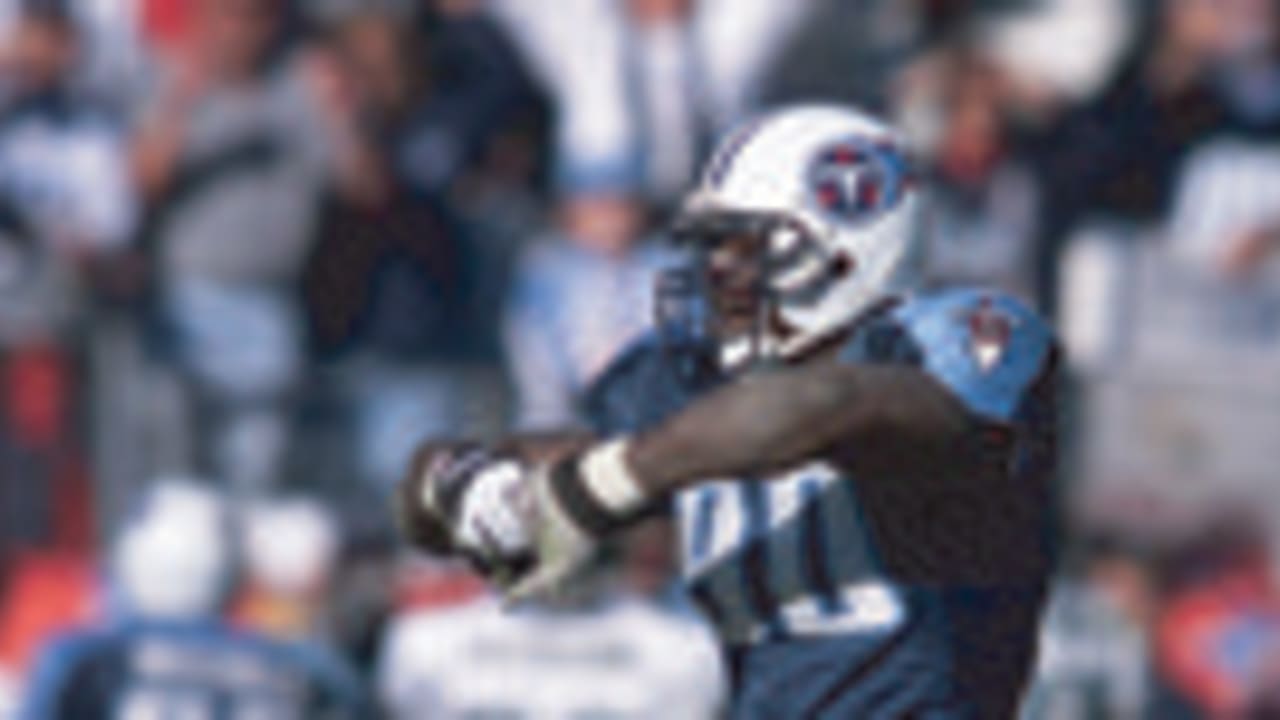 Picked at 16: WR Kevin Dyson, DEs Jevon Kearse & Derrick Morgan
