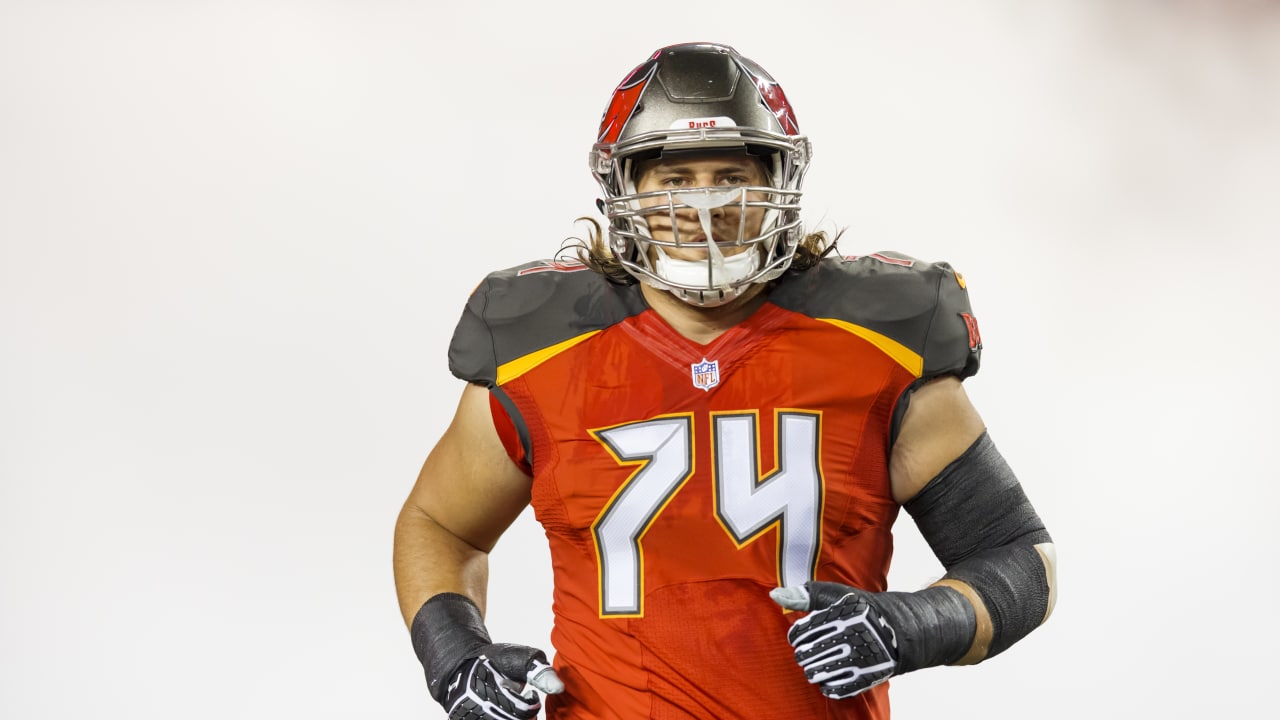 Bucs Name 2018 Captains: Ali Marpet and Adarius Taylor First-Time ...