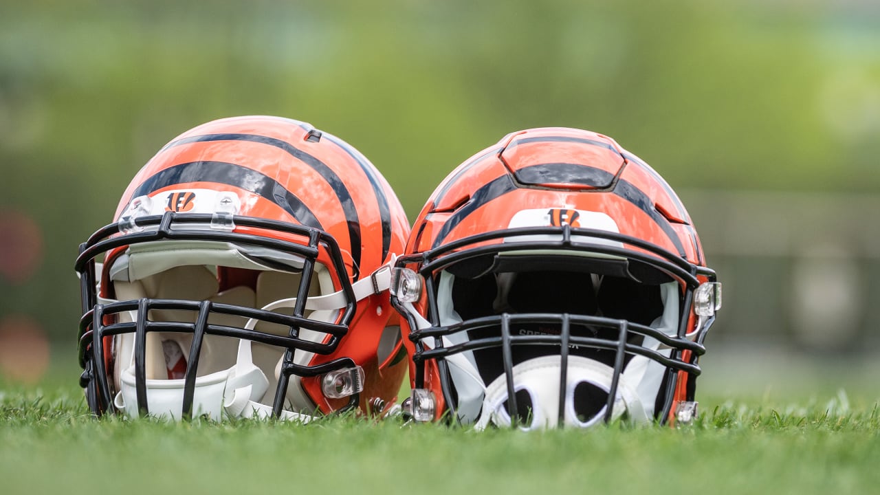 Bengals Waive O’Shea Dugas, Brady Sheldon and Bryce Sterk