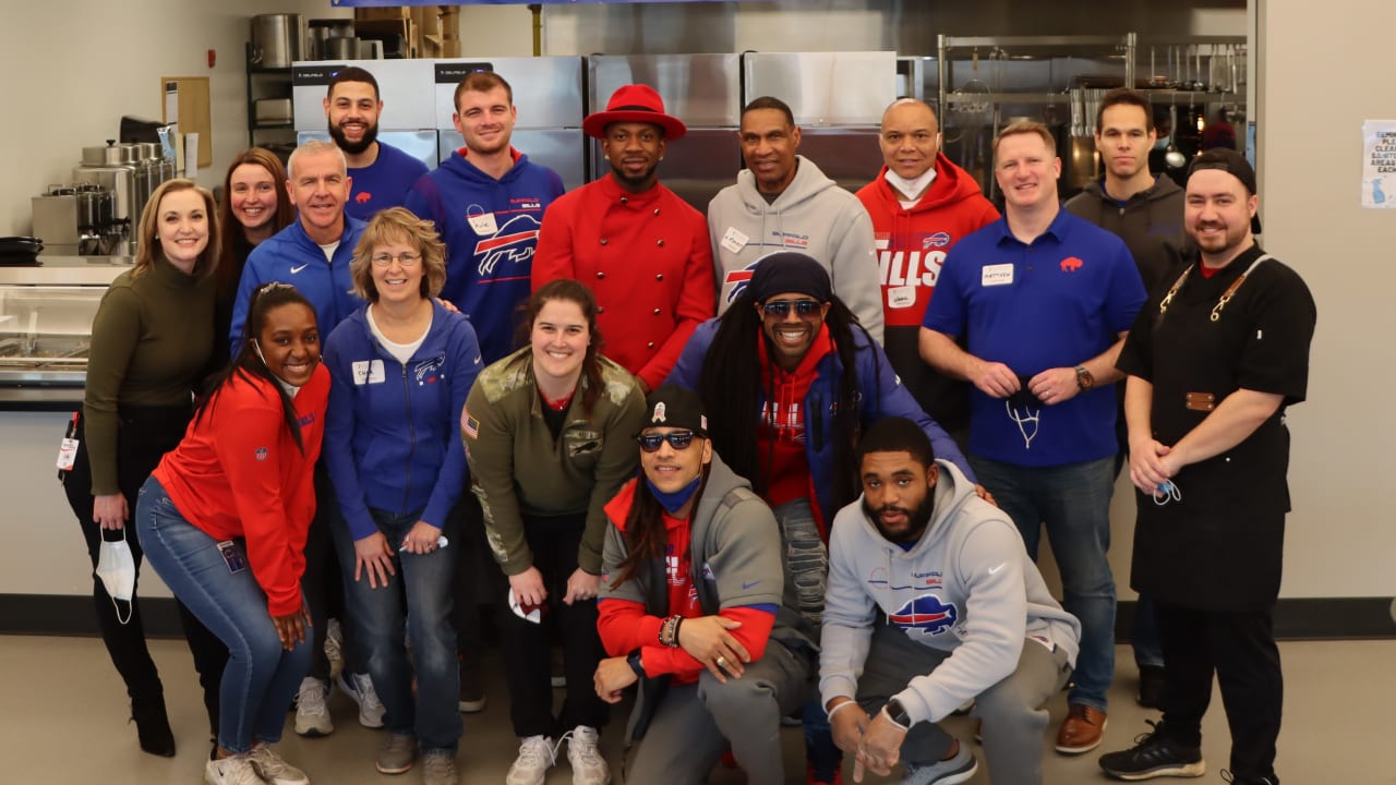 Bills coaches give back at Buffalo City Mission